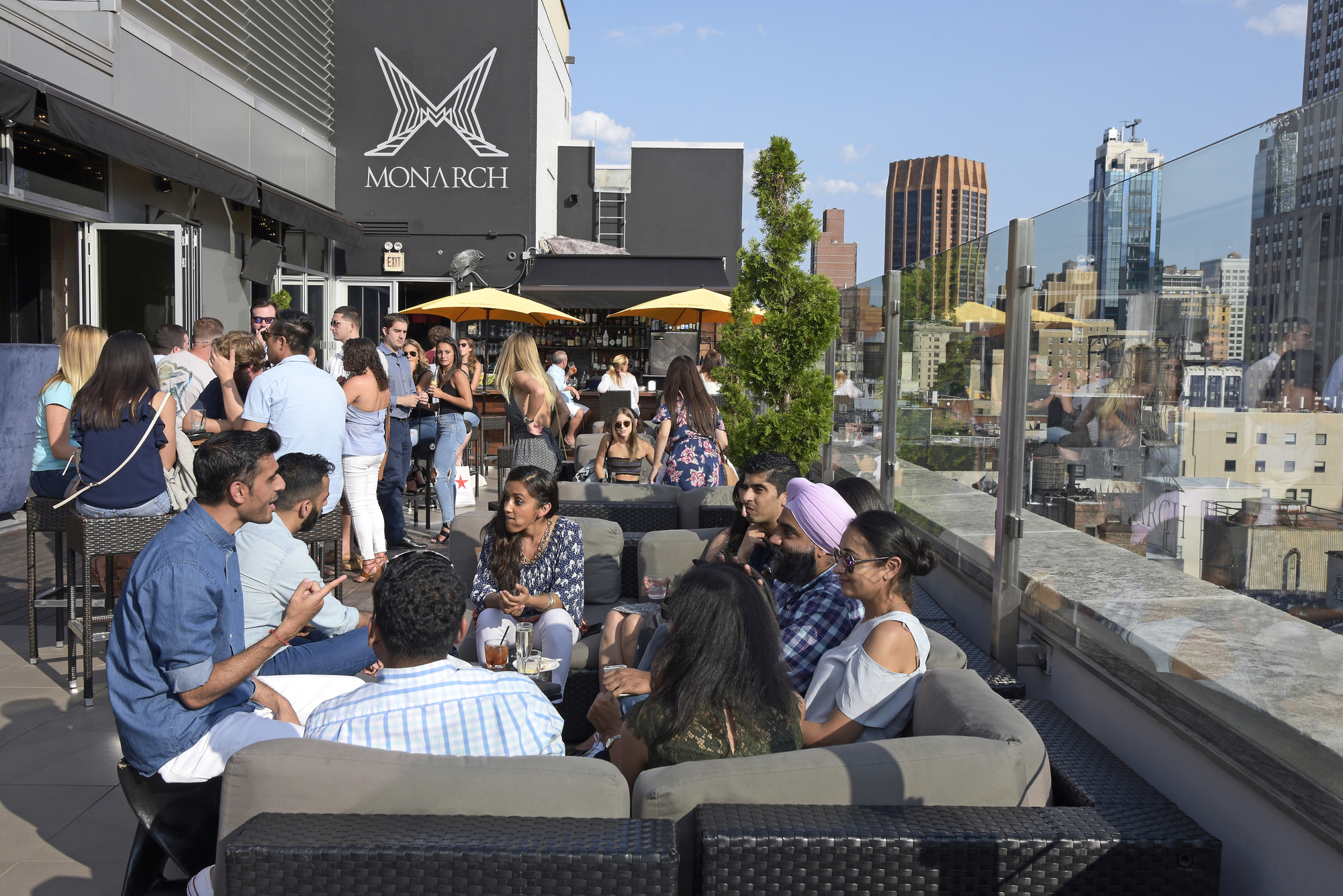 Monarch Rooftop Bar | Midtown Manhattan | Pictures | United States in ...